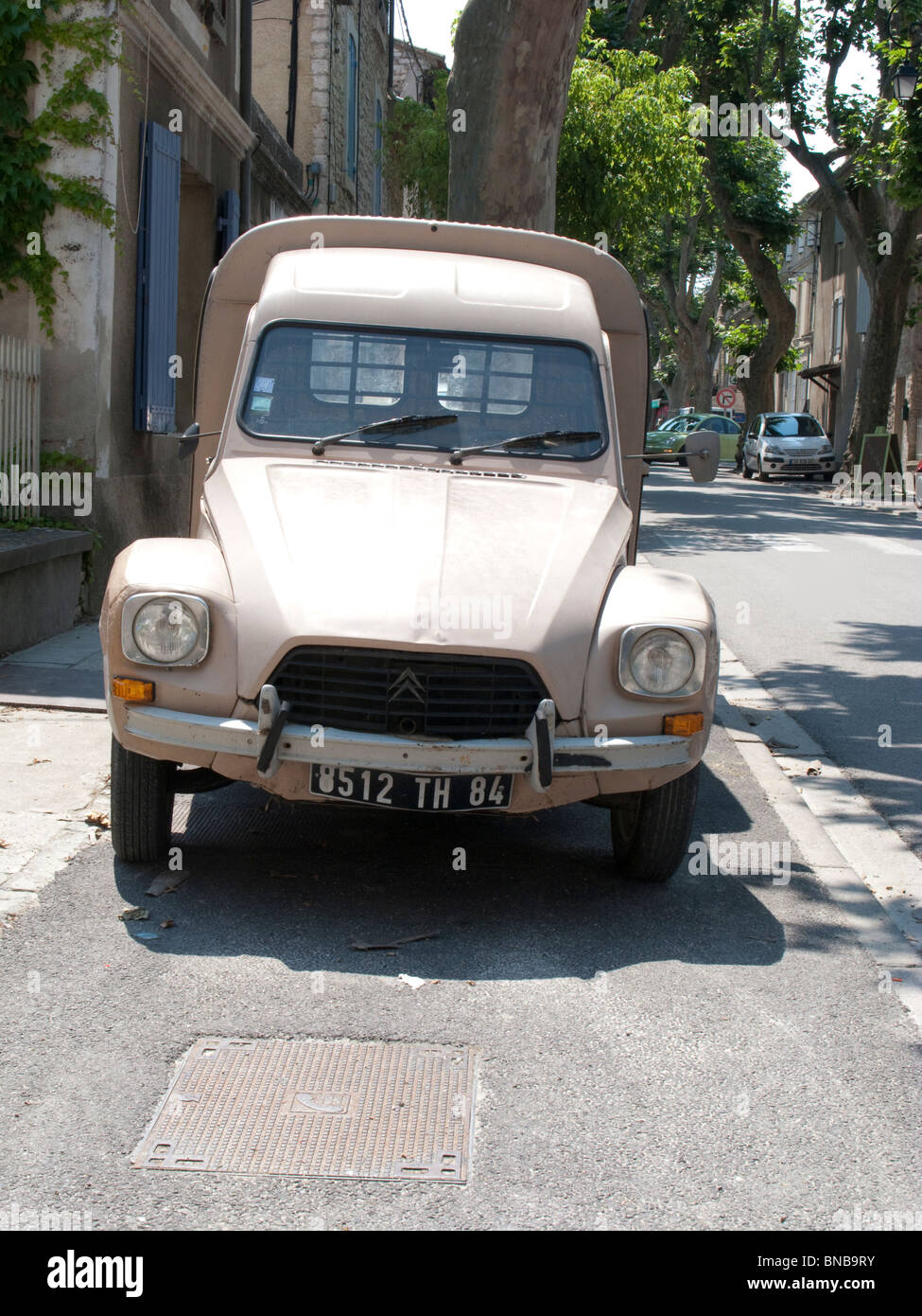 Citroen 2cv , classic , french classic, Franch , van Stock Photo - Alamy