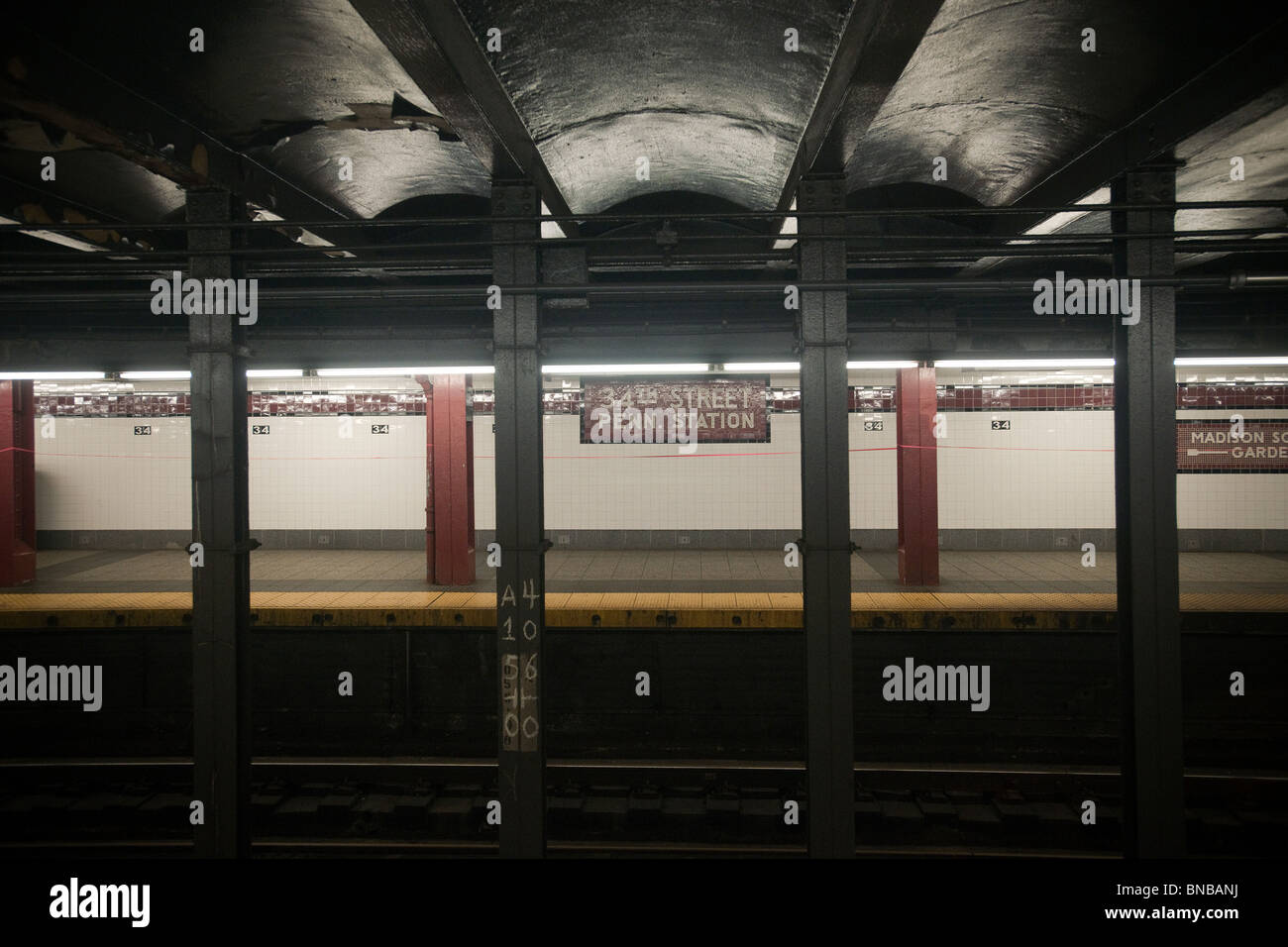Penn Station New York Platform High Resolution Stock Photography and ...