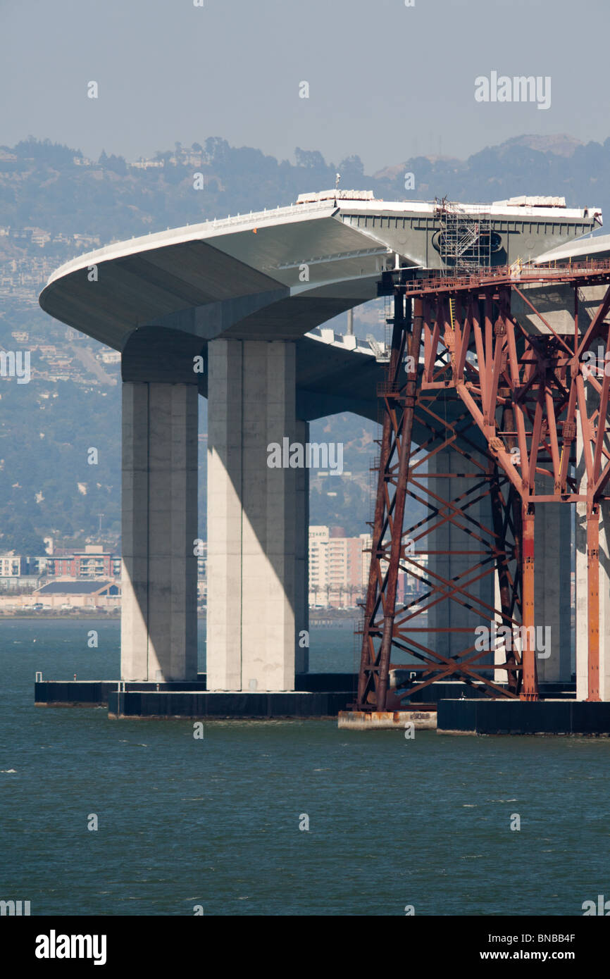 Bridge construction hi-res stock photography and images - Alamy