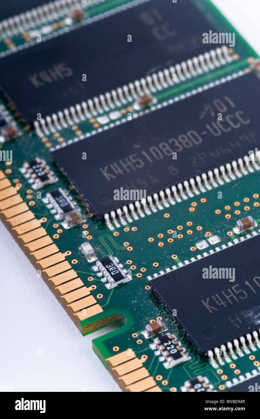 Ups store computer hi-res stock photography and images - Alamy