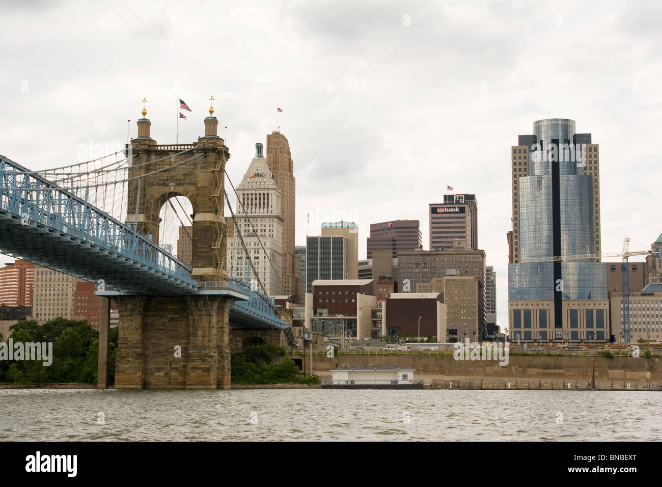 Roebling Suspension Bridge over the Ohio River at Cincinnati, Ohio ...