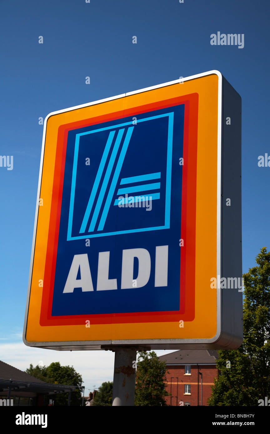 Aldi sign outside shop Stock Photo - Alamy