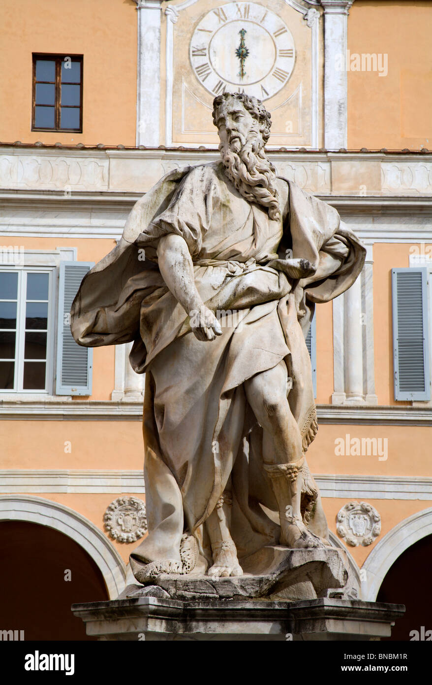 Pisa - Palazzo dell Arcivescovado Courtyard, Moses statue from artist ...