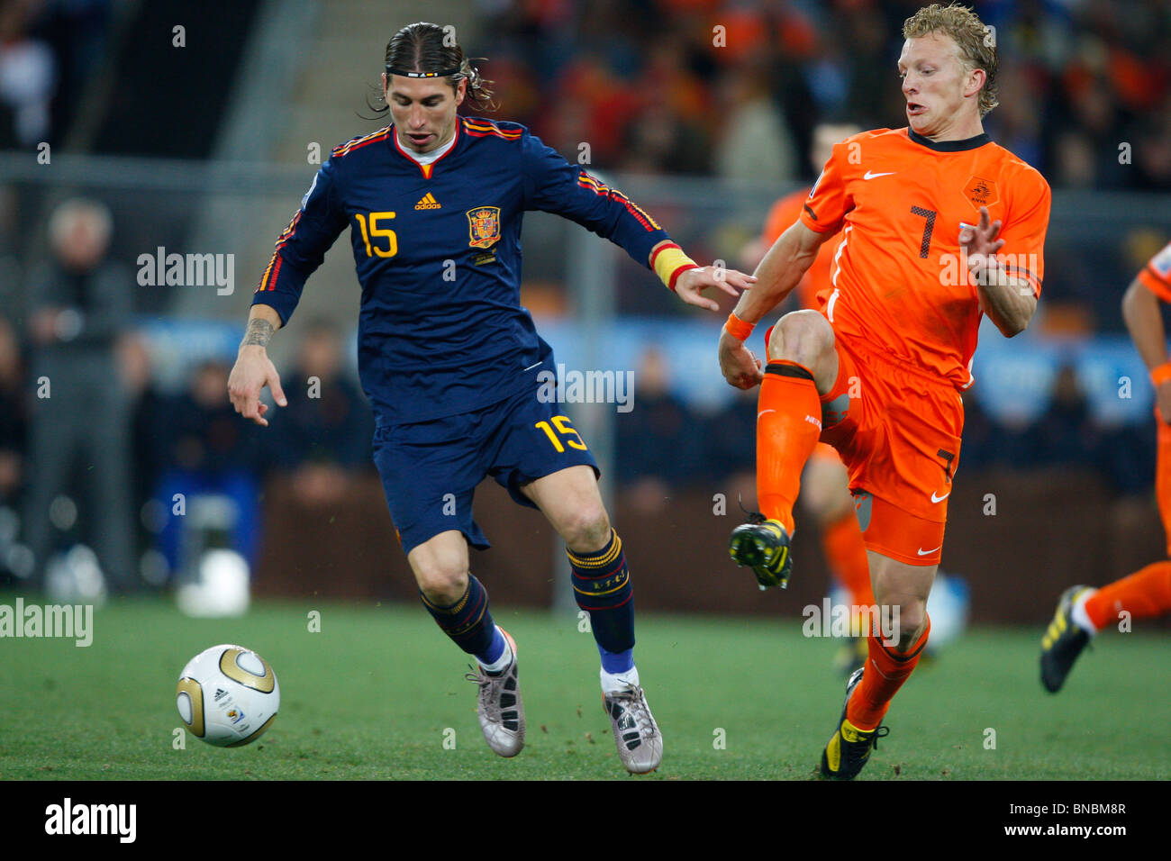 SERGIO RAMOS & DIRK KUYT NETHERLANDS V SPAIN SOCCER CITY JOHANNESBURG ...