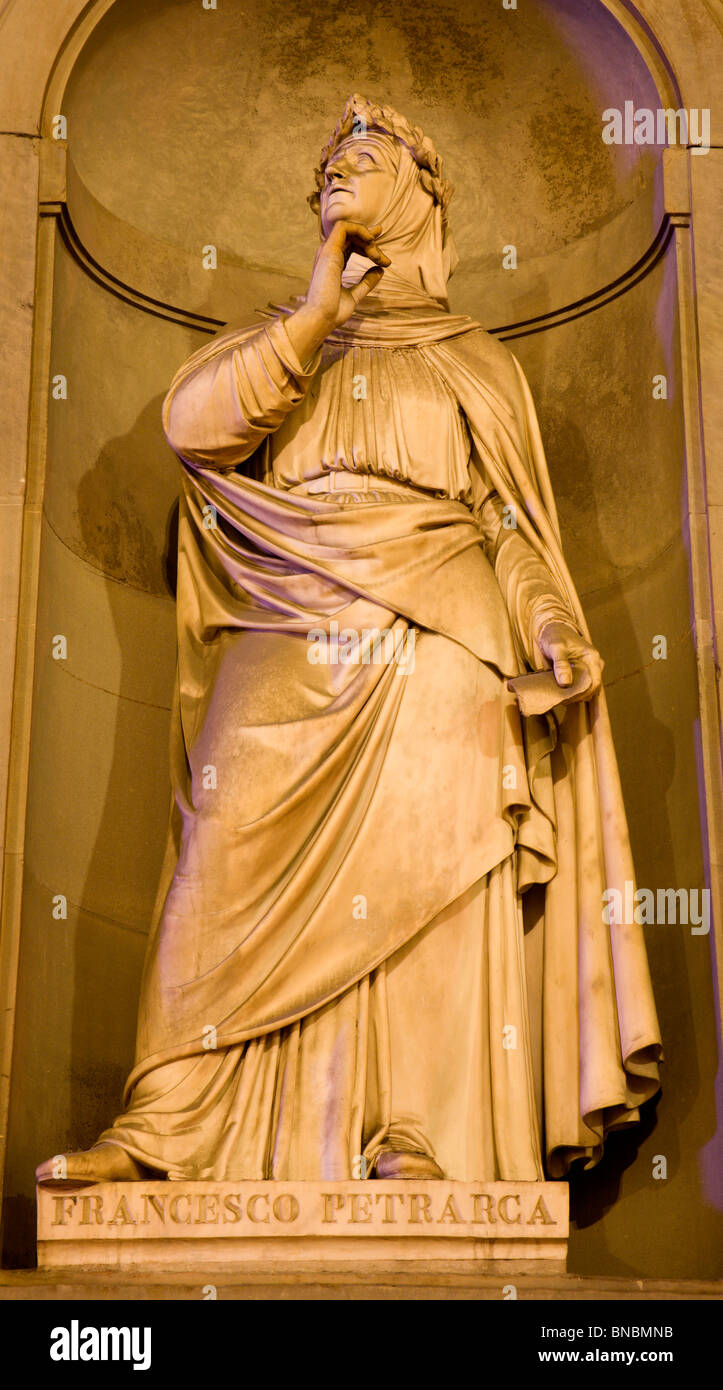 Florence - Francesco Petrarca statue on the Uffizi gallery by Andrea ...