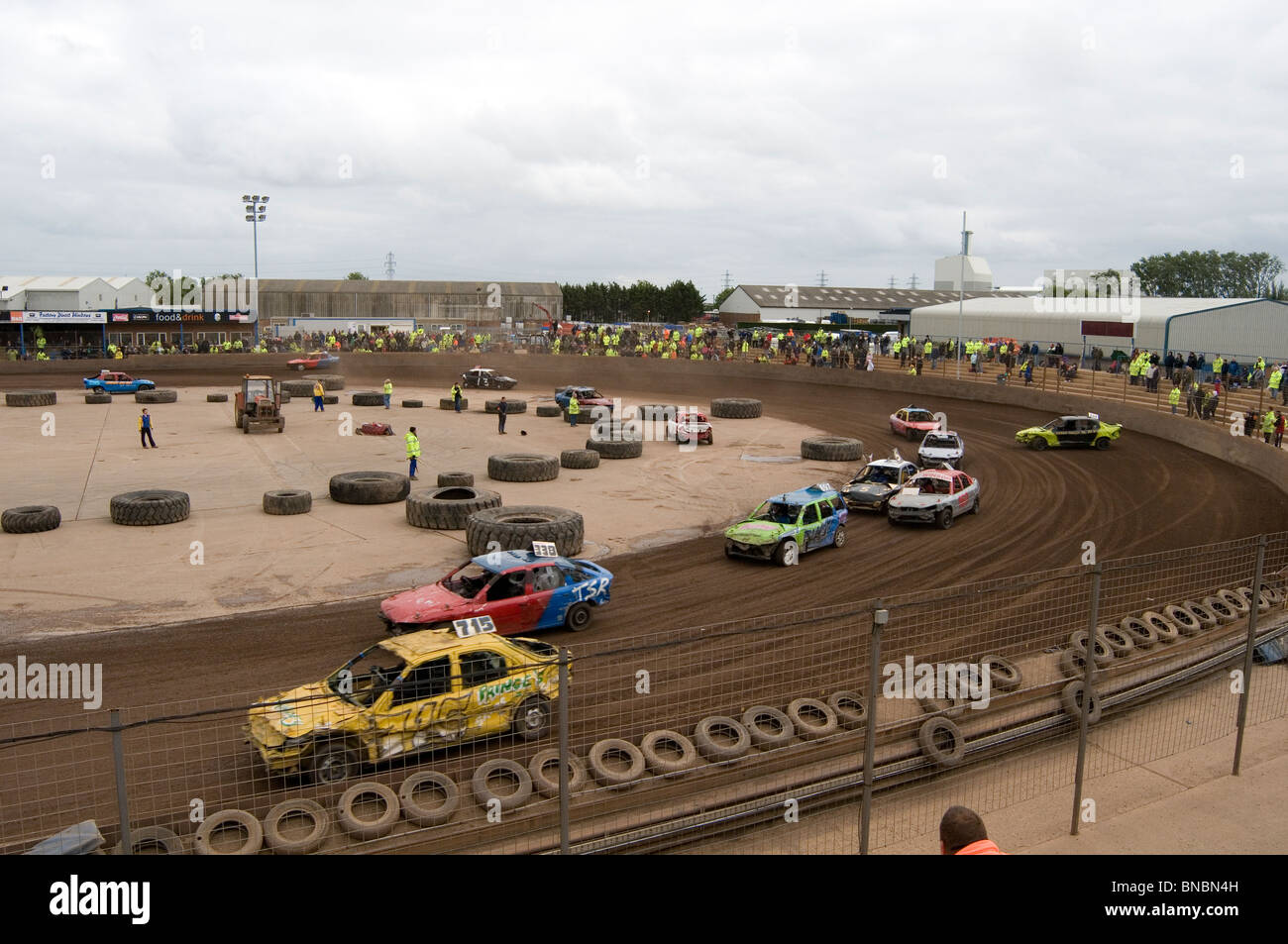 banger racing smashed up car cars repair repairing car cars bodywork ...