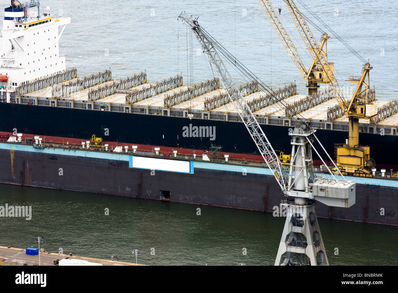Edge of shipyard hi-res stock photography and images - Alamy