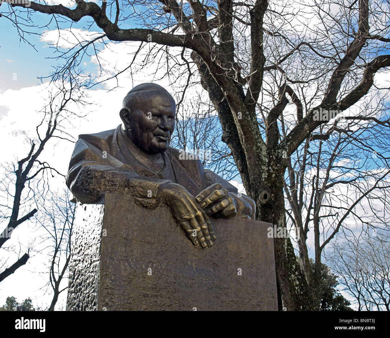 The statue of Pope John Paul 2 Stock Photo - Alamy