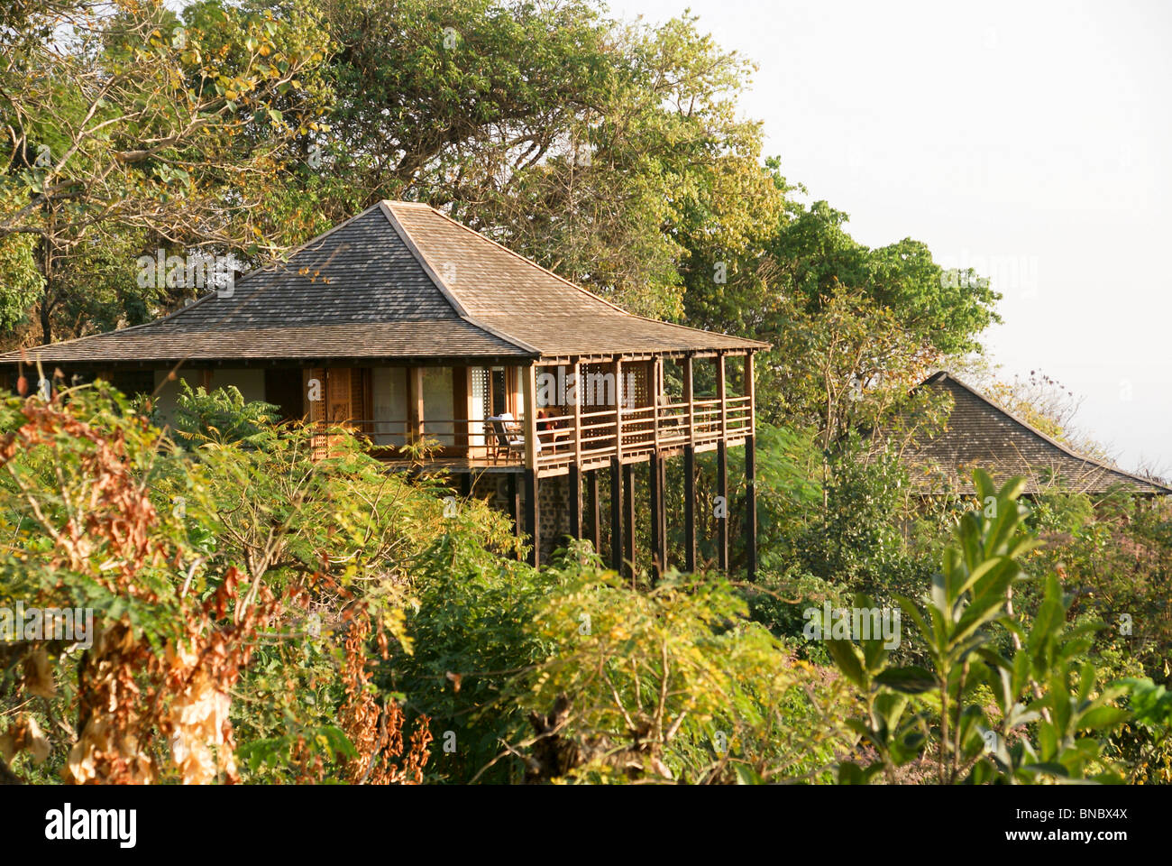 Myanmar, Pakokku, thatch Houses on the banks of the Chindwin river ...