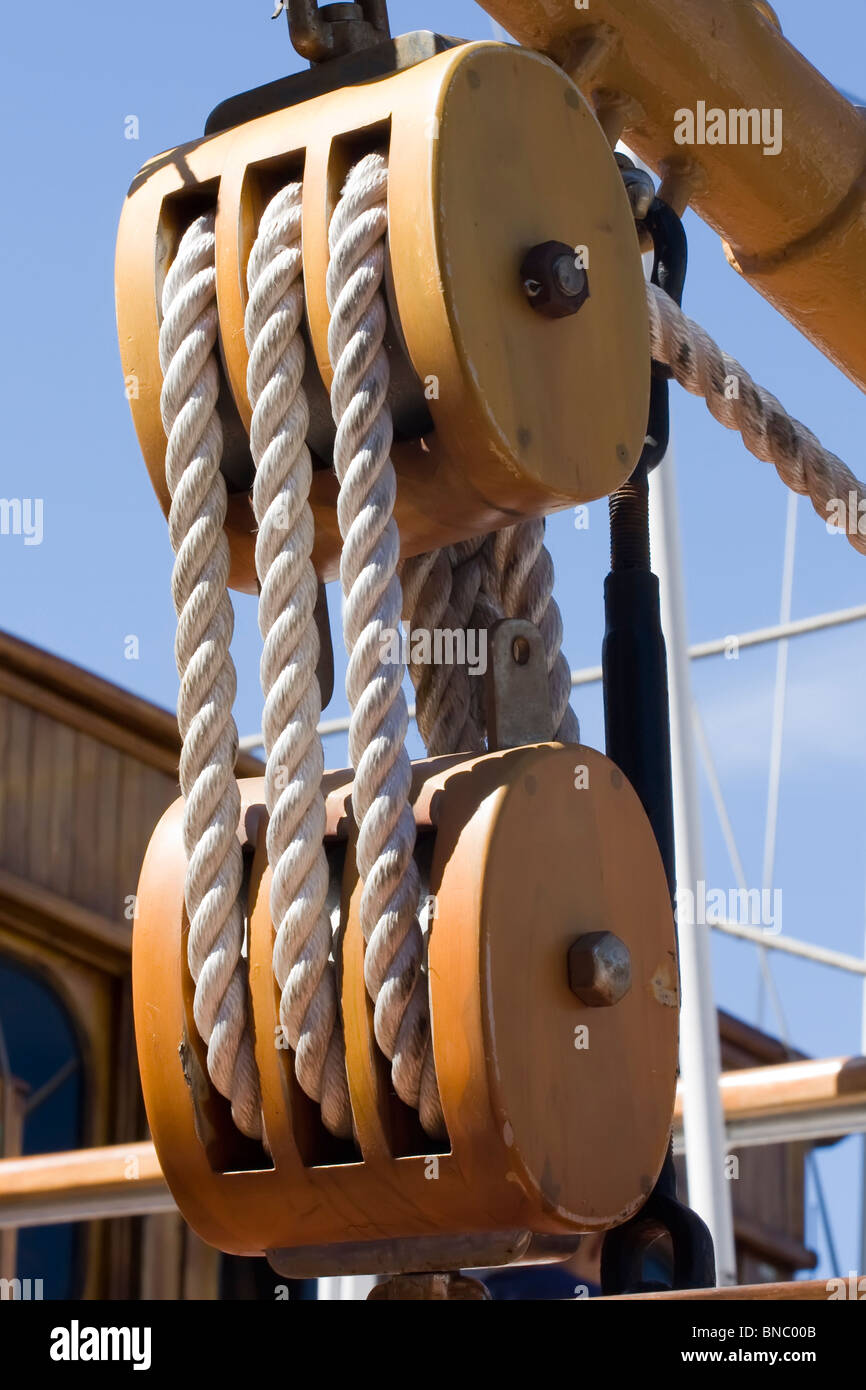 Schooner sail pulley hi-res stock photography and images - Alamy