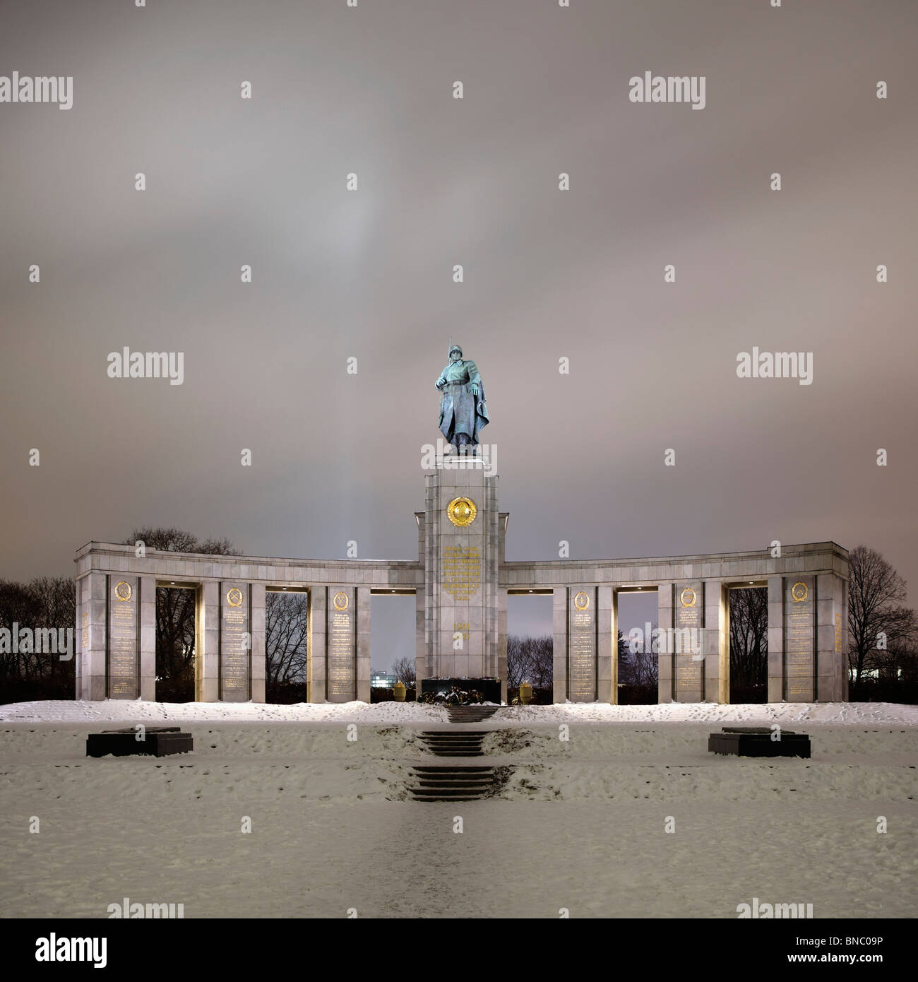Soviet War Memorial Stock Photo - Alamy
