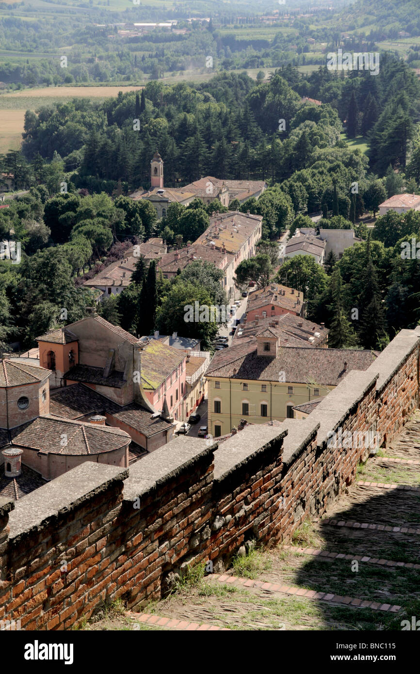 Medieval rooves hi-res stock photography and images - Alamy