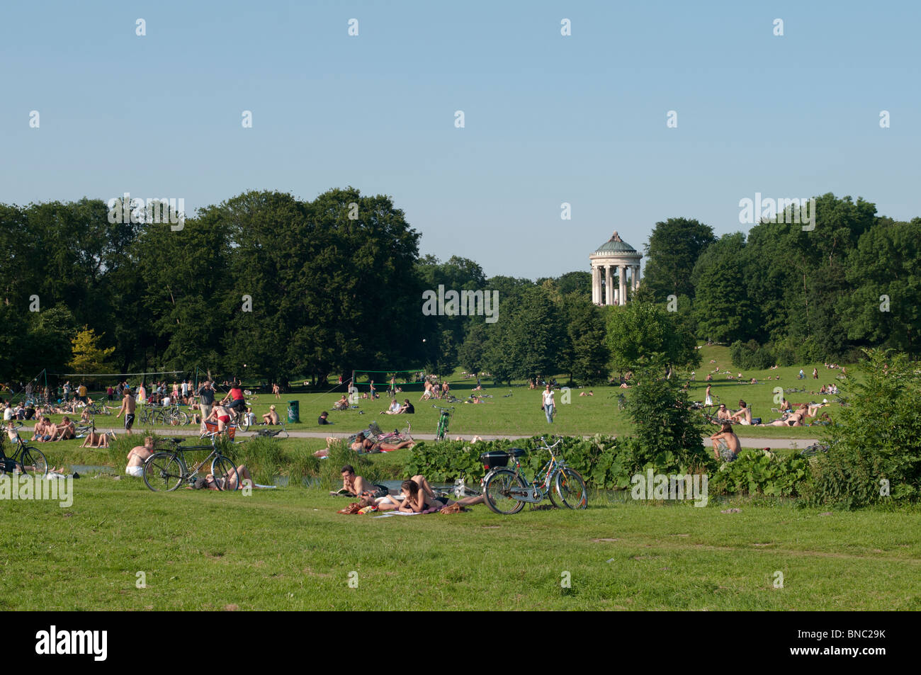 English Garden Summertime Stock Photo - Alamy