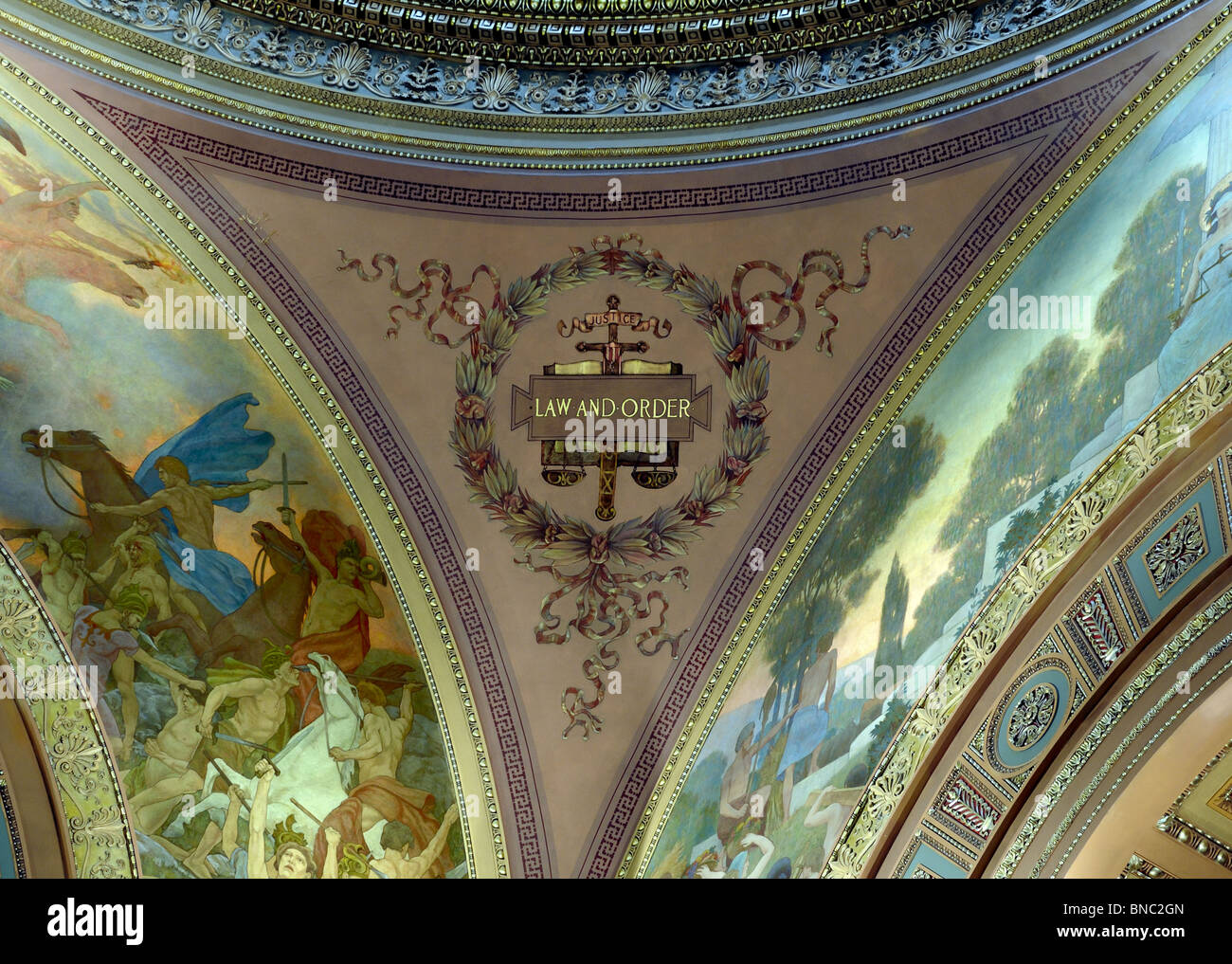 Courthouse Rotunda in Fort Wayne, Indiana Stock Photo - Alamy