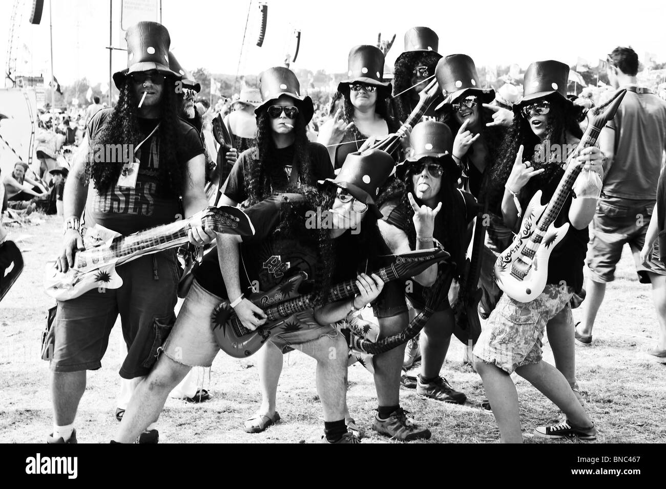 Slash guitar hi-res stock photography and images - Alamy