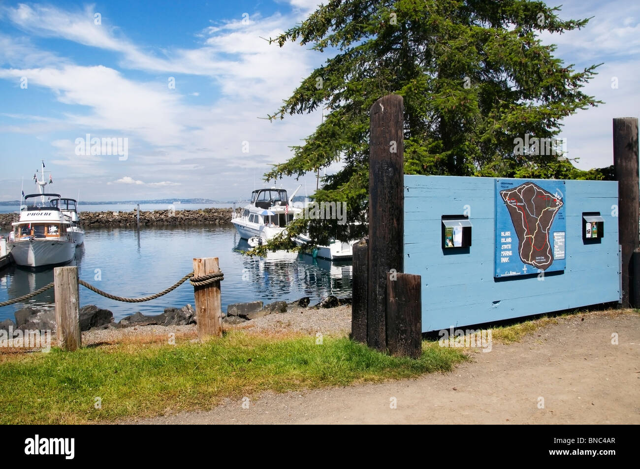 Site map and information displayed on Blake Island Marine State Park ...