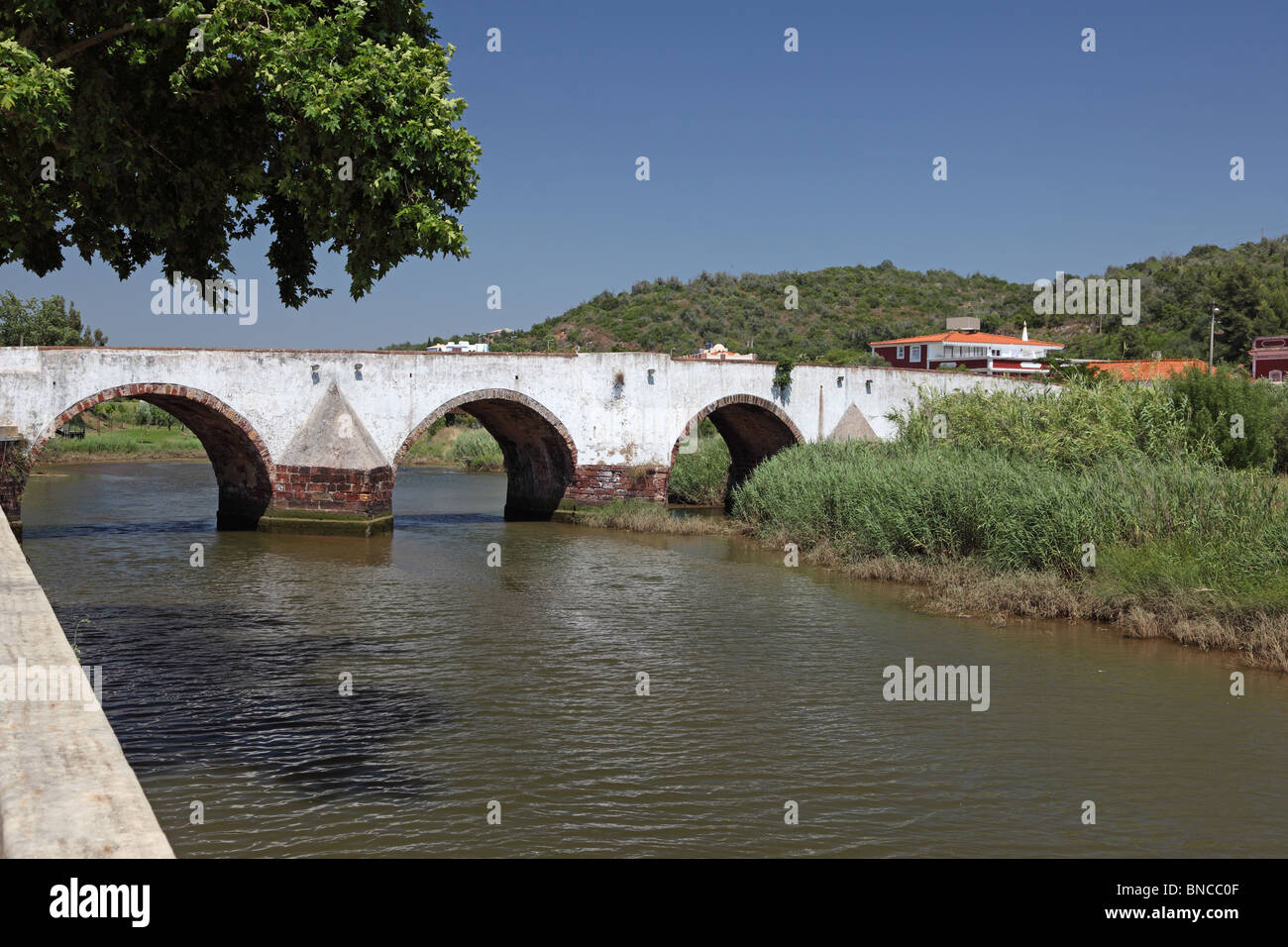 Ancient Roman bridge over Arade River in Silves, Algarve Portugal Stock ...