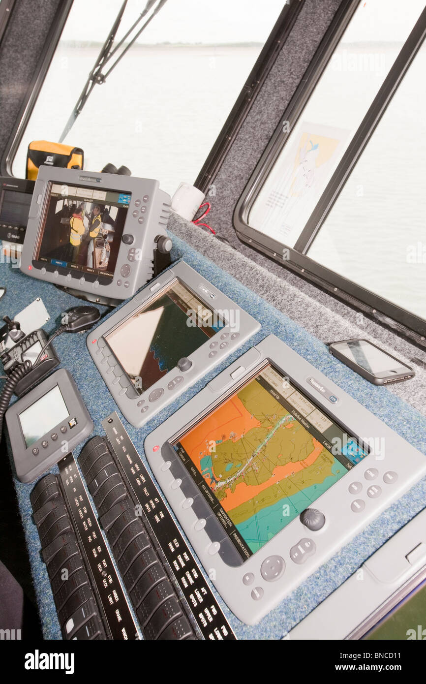 High tech bridge hi-res stock photography and images - Alamy