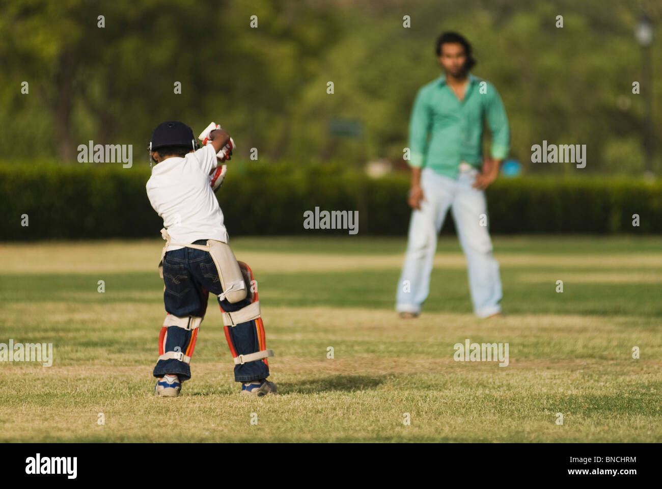 Cricket player full uniform hi-res stock photography and images - Alamy