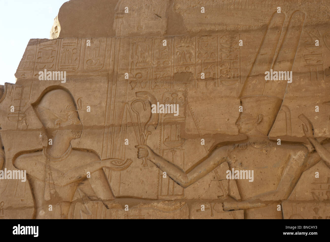 Ancient egyptian god offering hi-res stock photography and images - Alamy