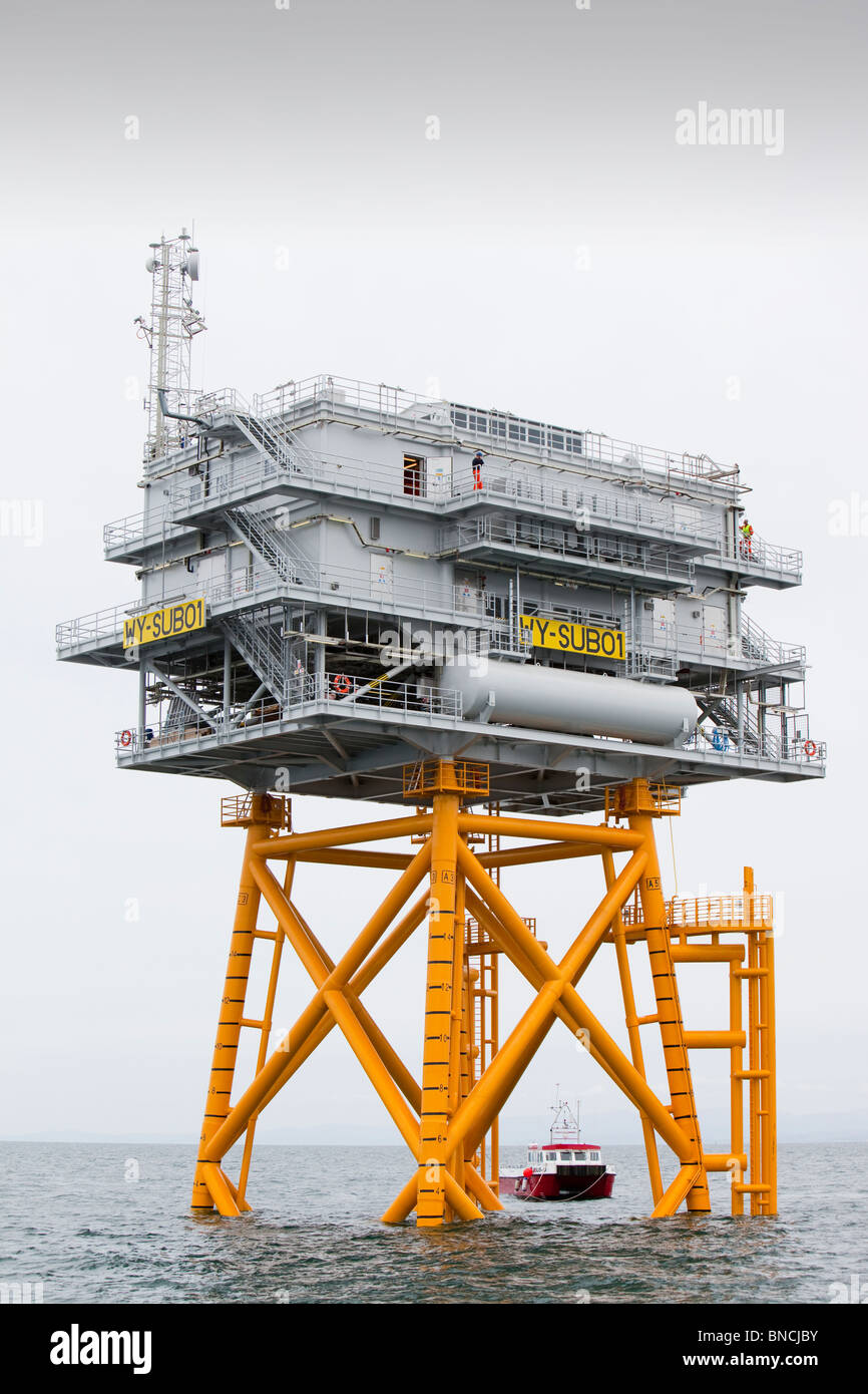 Transformer substation walney offshore wind hi-res stock photography ...
