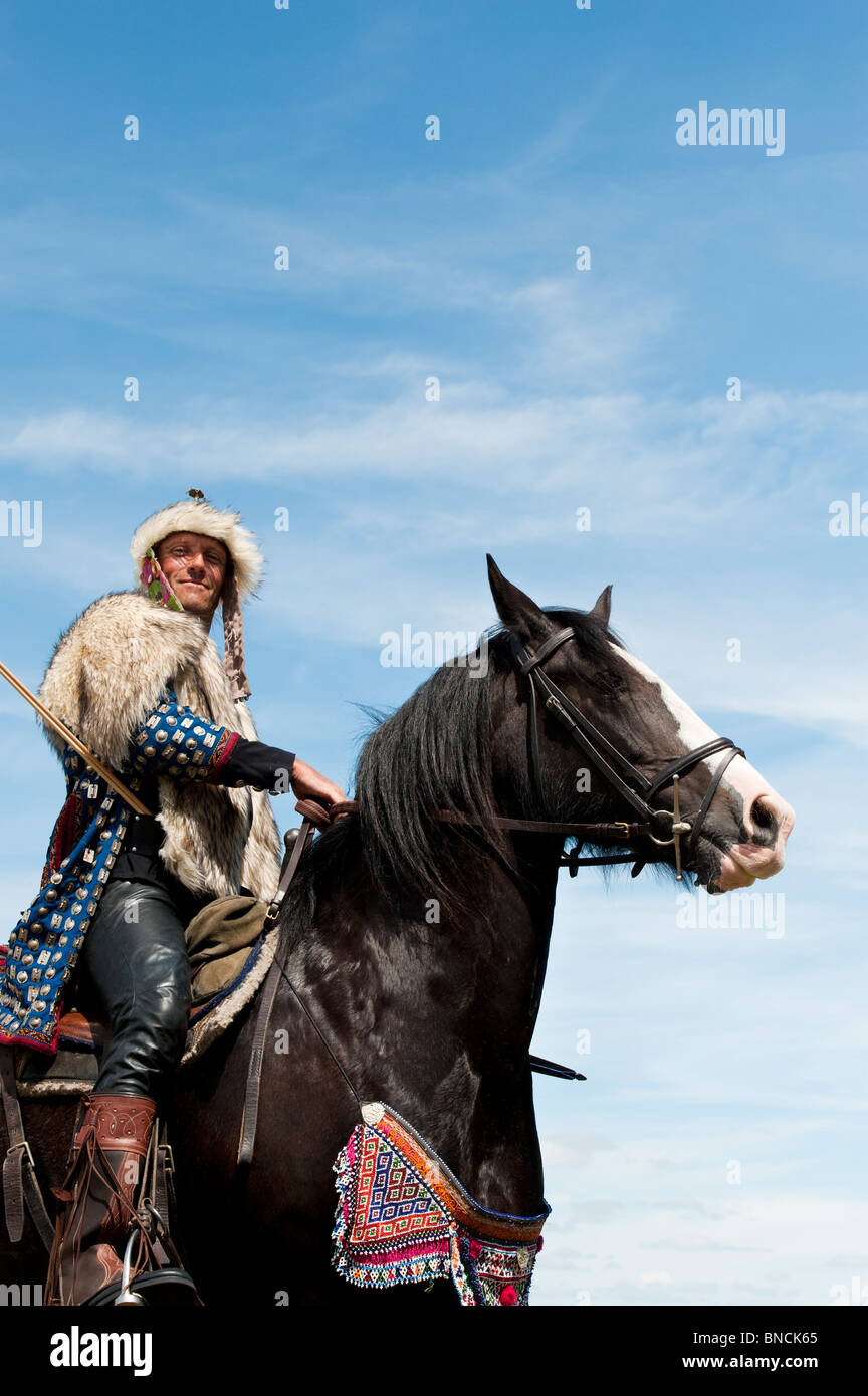 Mongol archer hi-res stock photography and images - Alamy