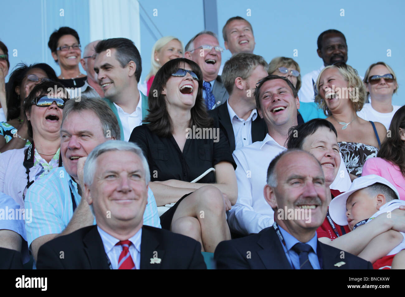 Crowd funny hi-res stock photography and images - Alamy