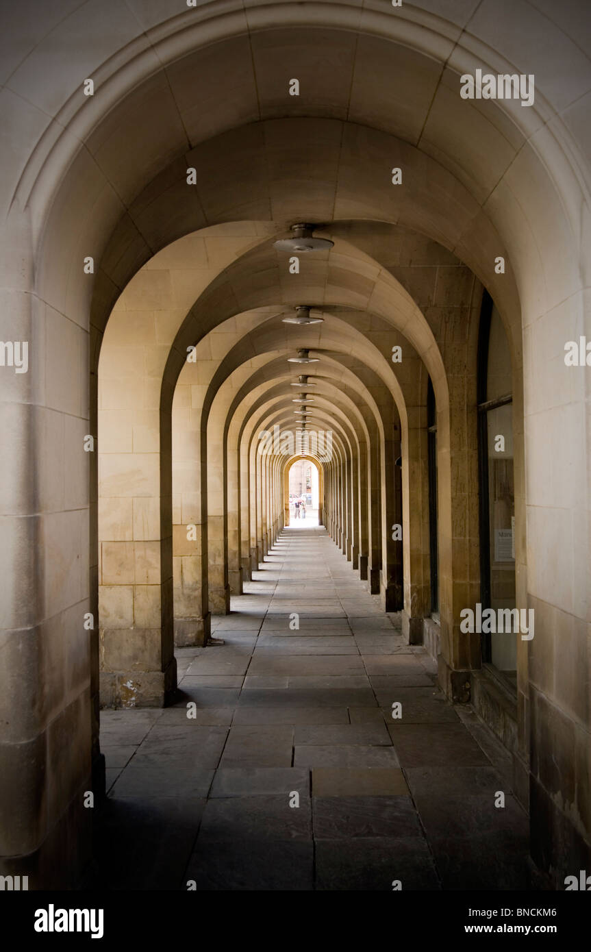 dramatic alley alleyway way alleys alleyways arch arches arched arching ...