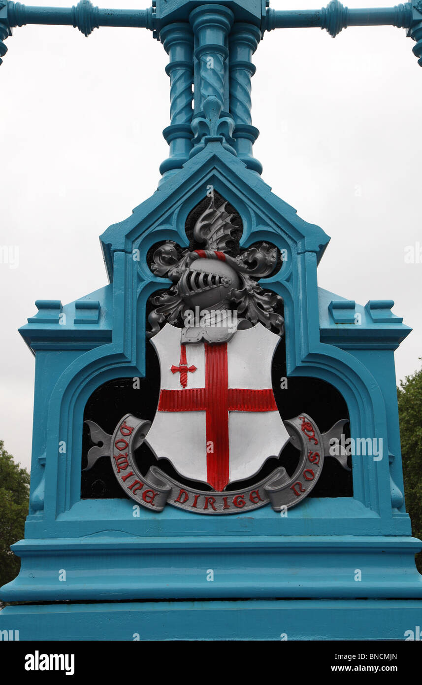 Recently repainted Tower Bridge with helmet and shield Stock Photo - Alamy