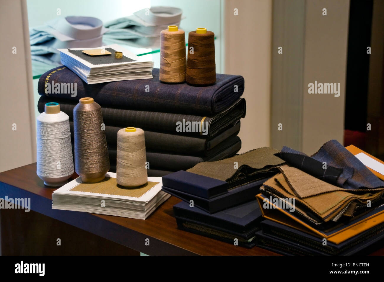 Linen textile tartan plaid hi-res stock photography and images - Alamy