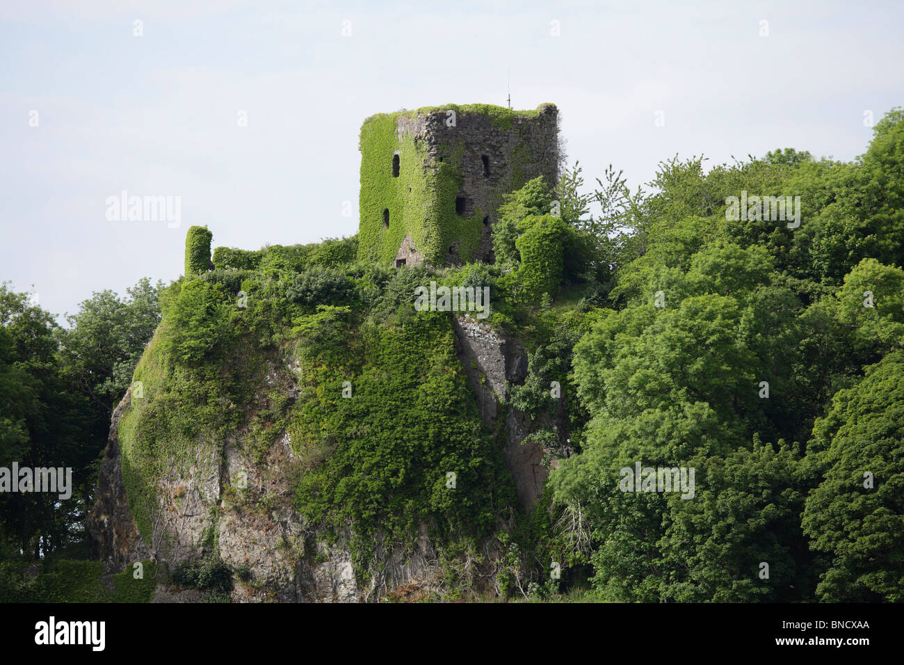 Dunollie castle hi-res stock photography and images - Alamy