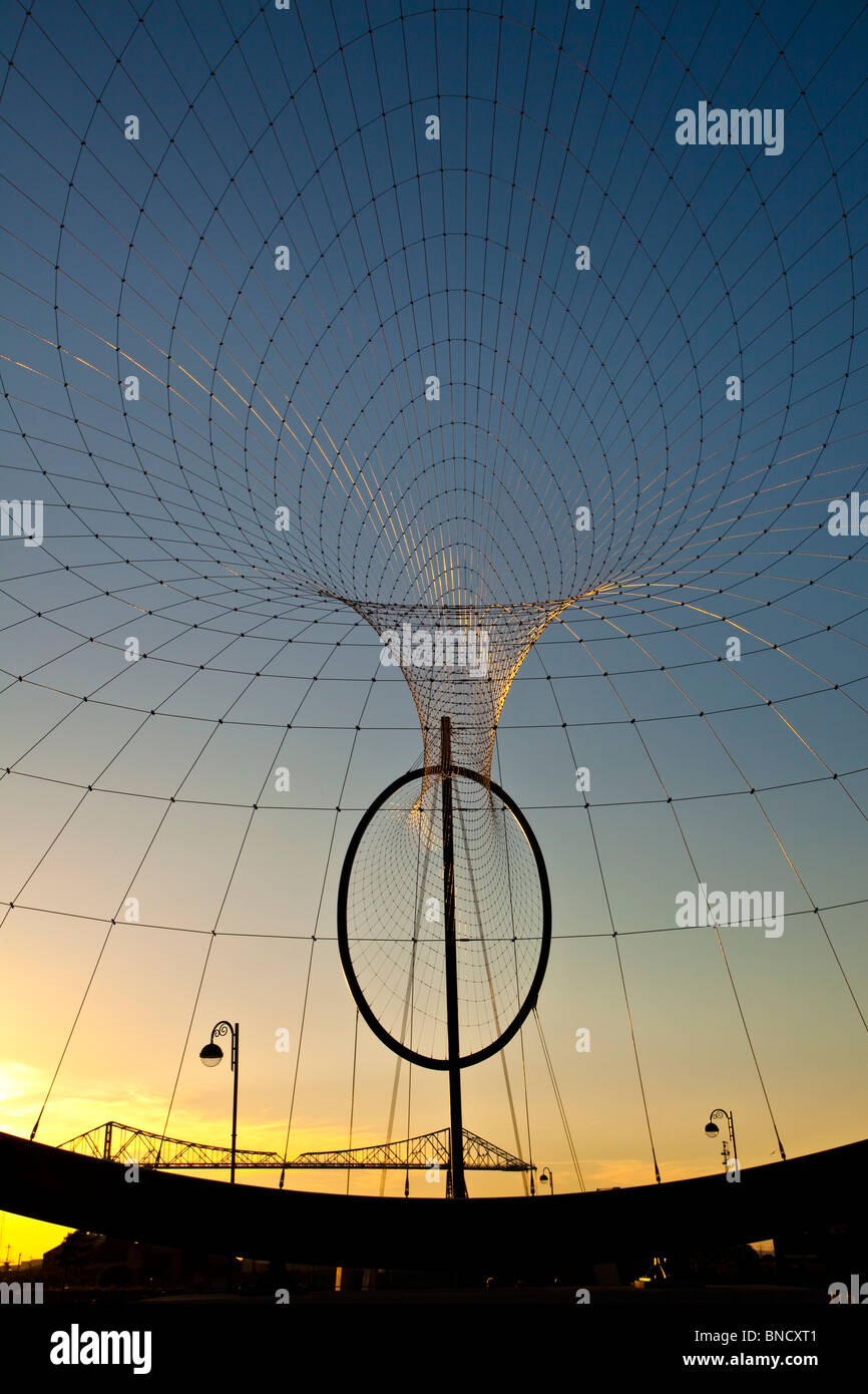 Temenos sculpture part of the Middlehaven Regeneration, Middlesbrough ...