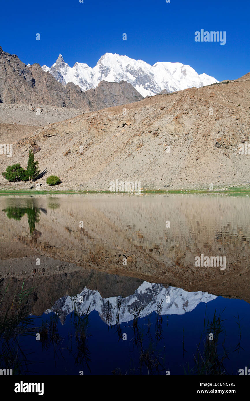 Borith Lake High Resolution Stock Photography and Images - Alamy