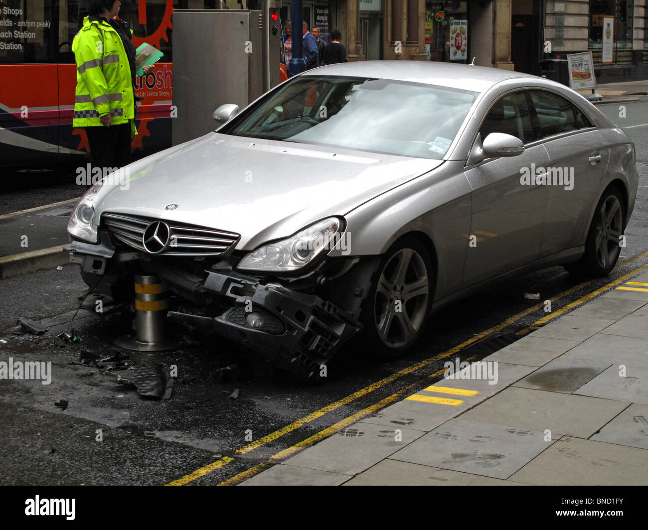 Tailgating bus hi-res stock photography and images - Alamy