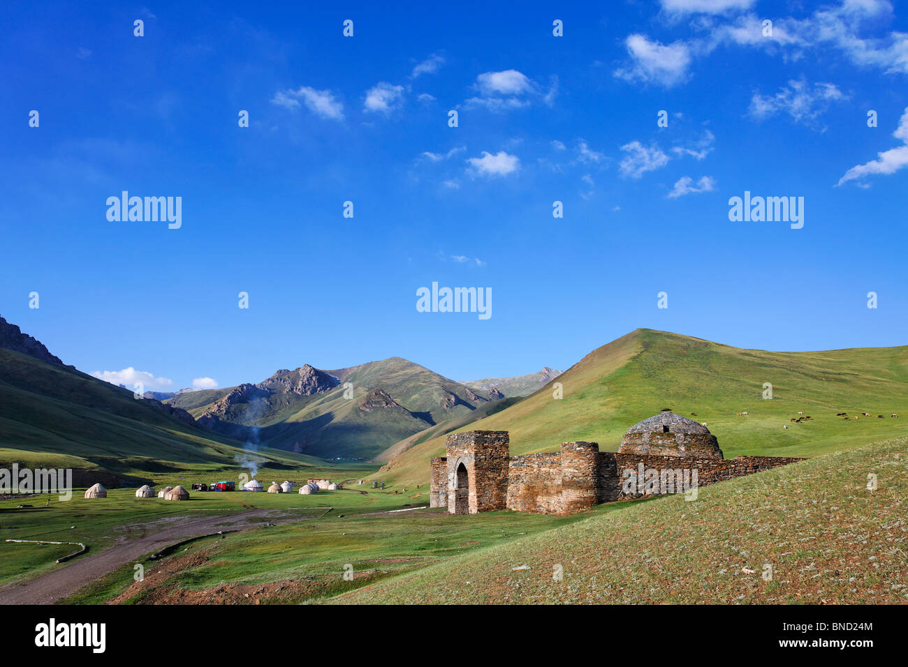 Tash Rabat caravanserai, Tash Rabat Valley, Kyrgyzstan Stock Photo - Alamy