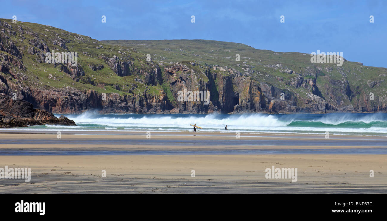 Surfers at Cliff Beach on a windy summer day, Isle of Lewis, Outer ...