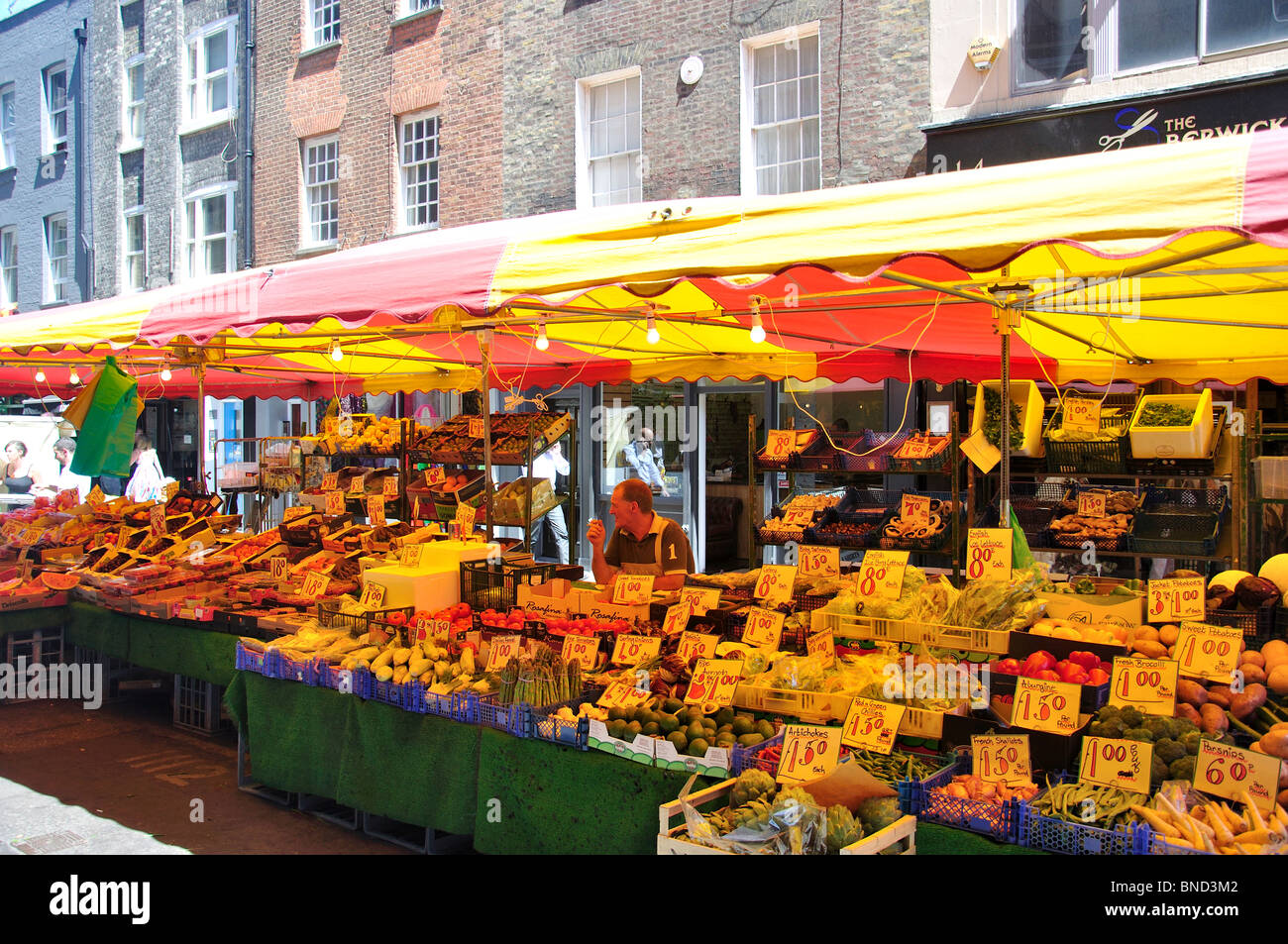 Fruit and vegetable stall, Berwick Street Market, Soho, West End, City ...