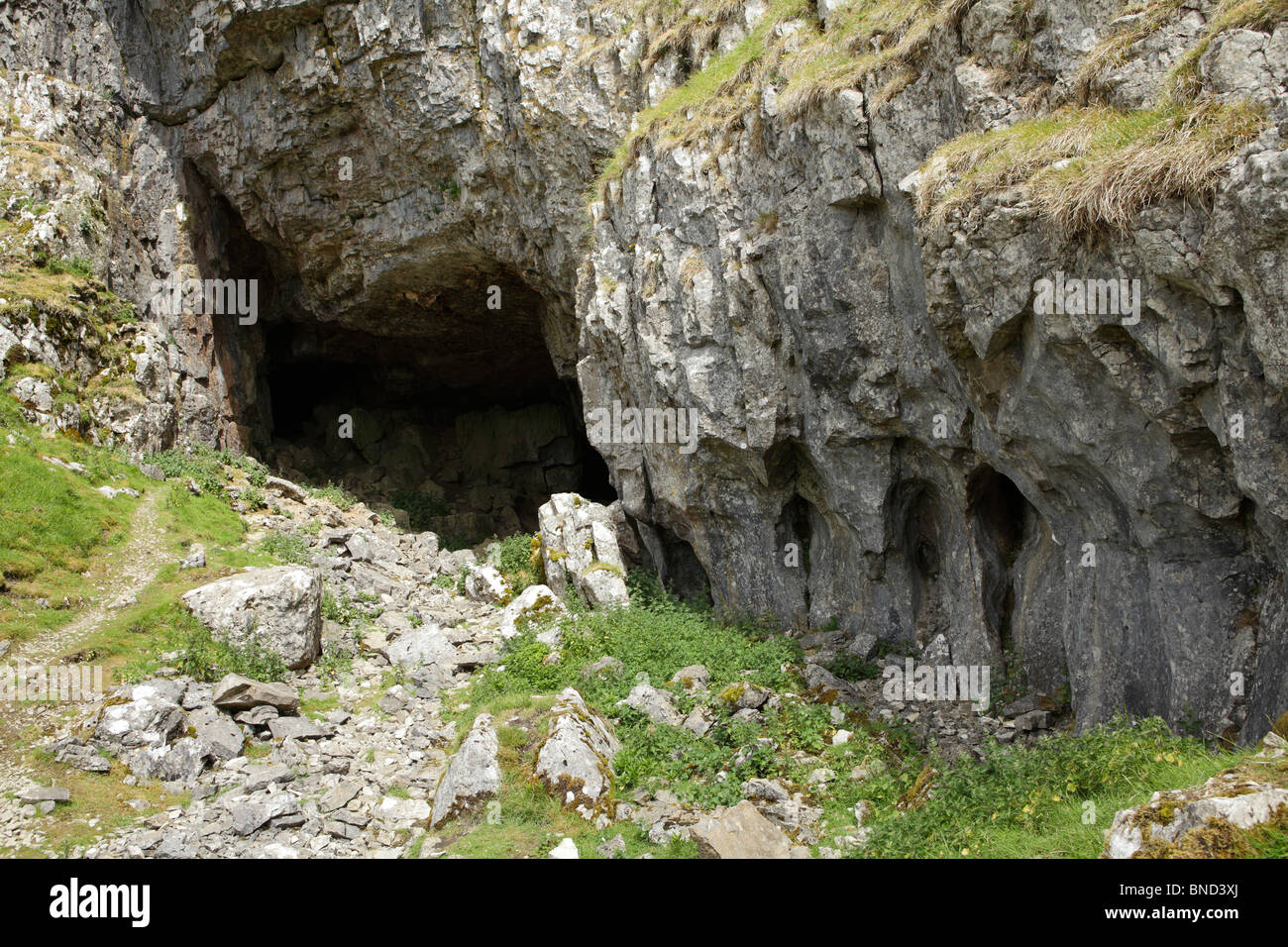 Victoria Cave in the Yorkshire Dales near Settle Stock Photo - Alamy