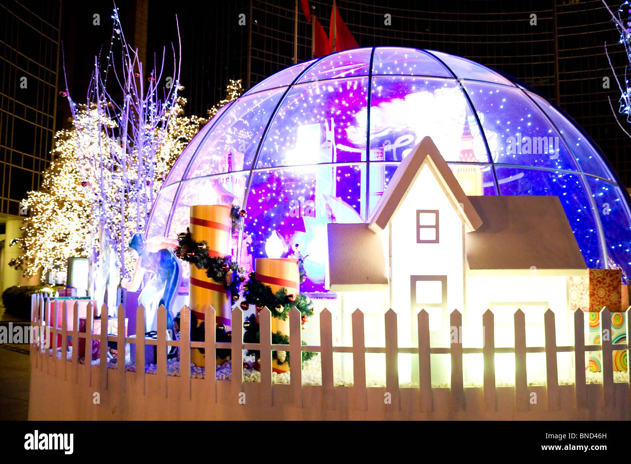 Night scenes hi-res stock photography and images - Alamy