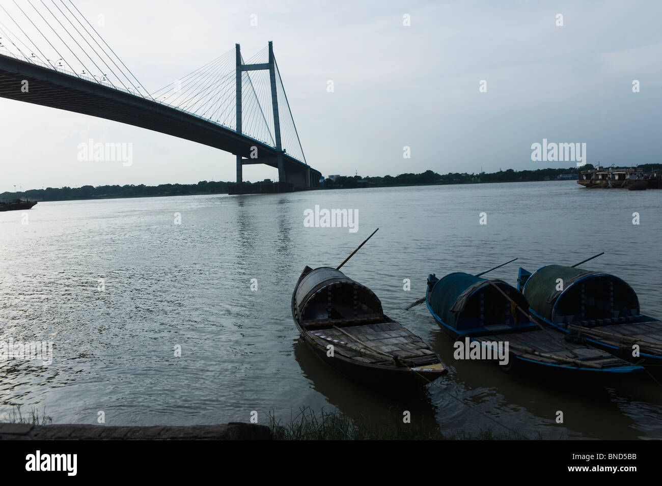 Bridge across a river, Vidyasagar Setu, Hooghly River, Kolkata, West ...