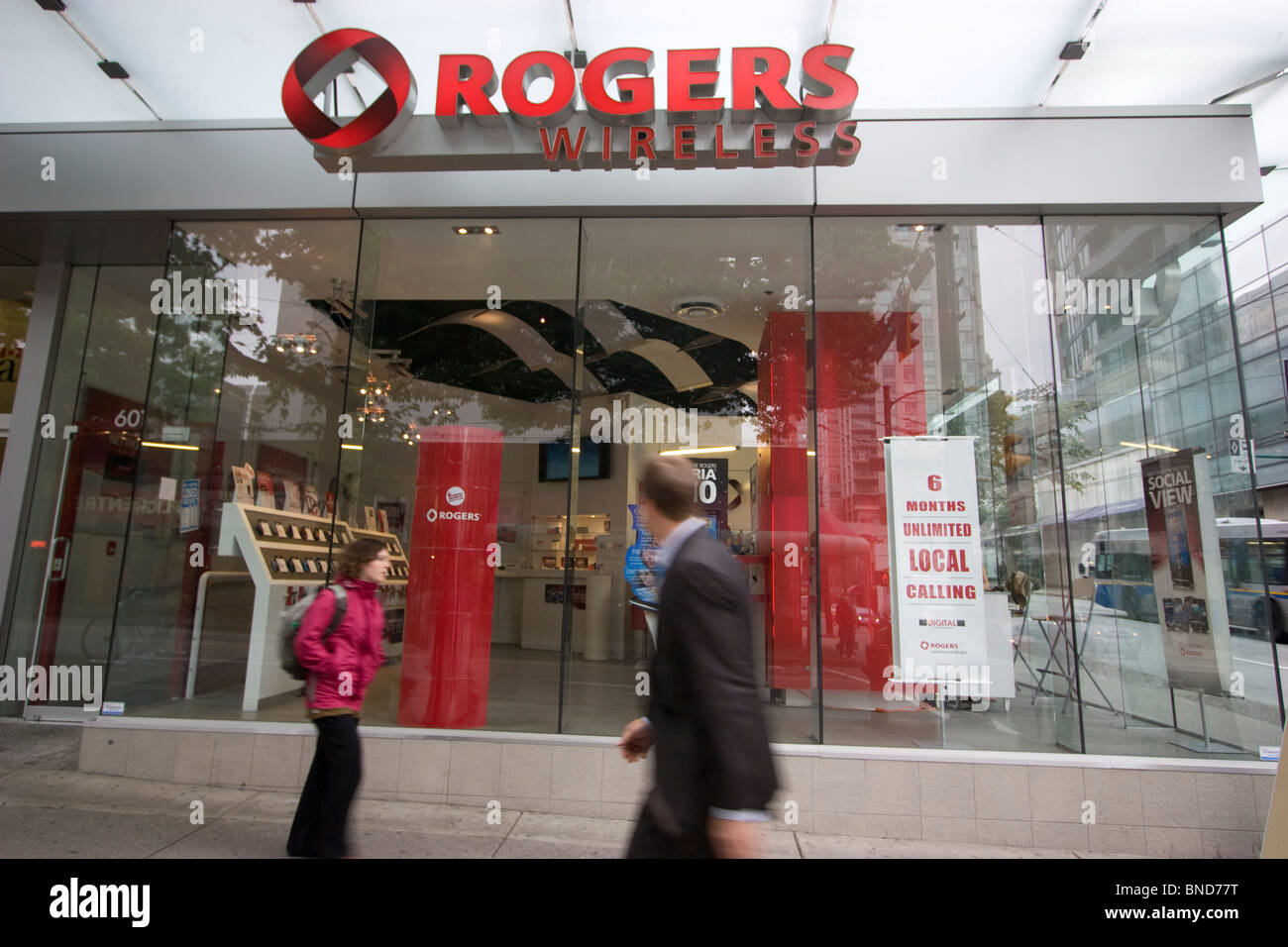 Rogers Wireless, telecoms retail outlet shop store, Vancouver Canada ...