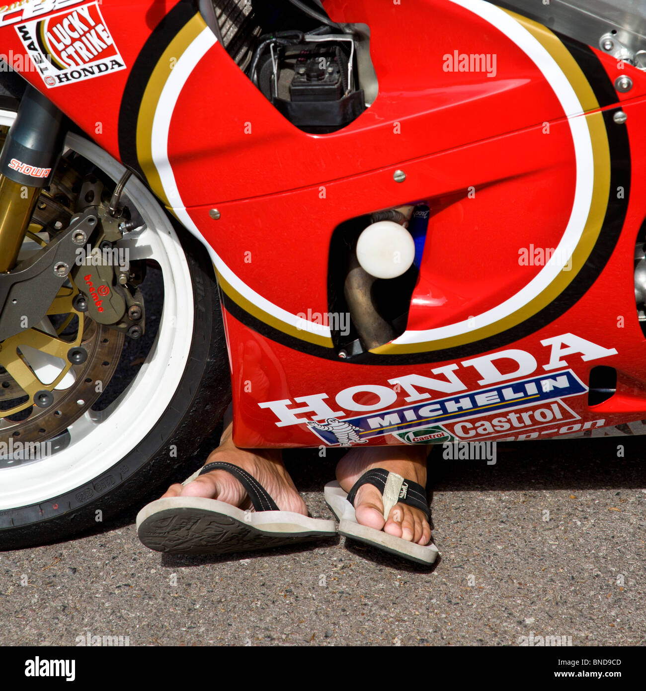 Feet flip flop hi-res stock photography and images - Alamy