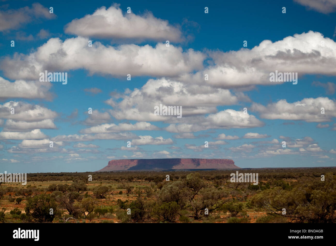 Mount Connor Australia High Resolution Stock Photography and Images - Alamy