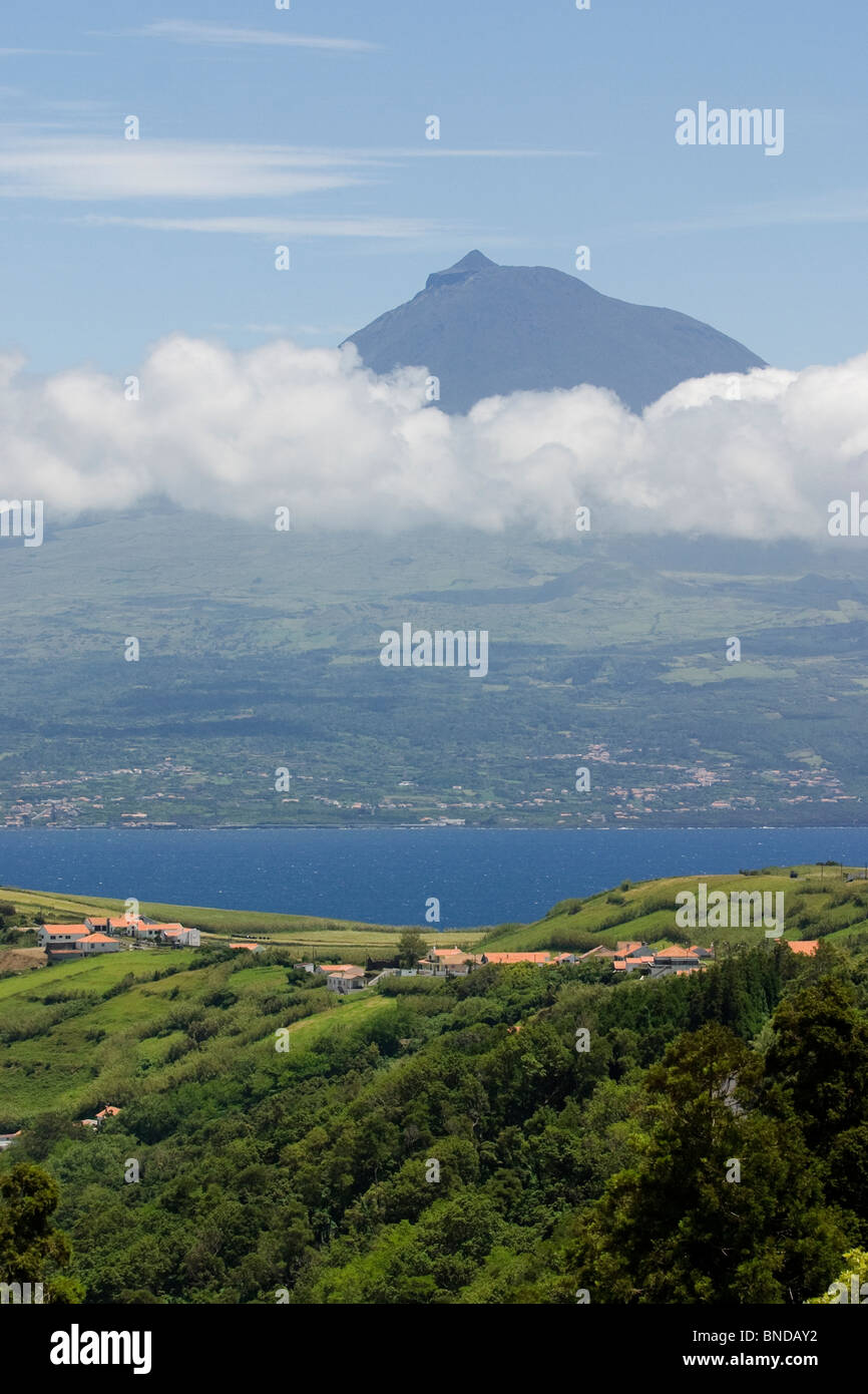 Fayal island hi-res stock photography and images - Alamy