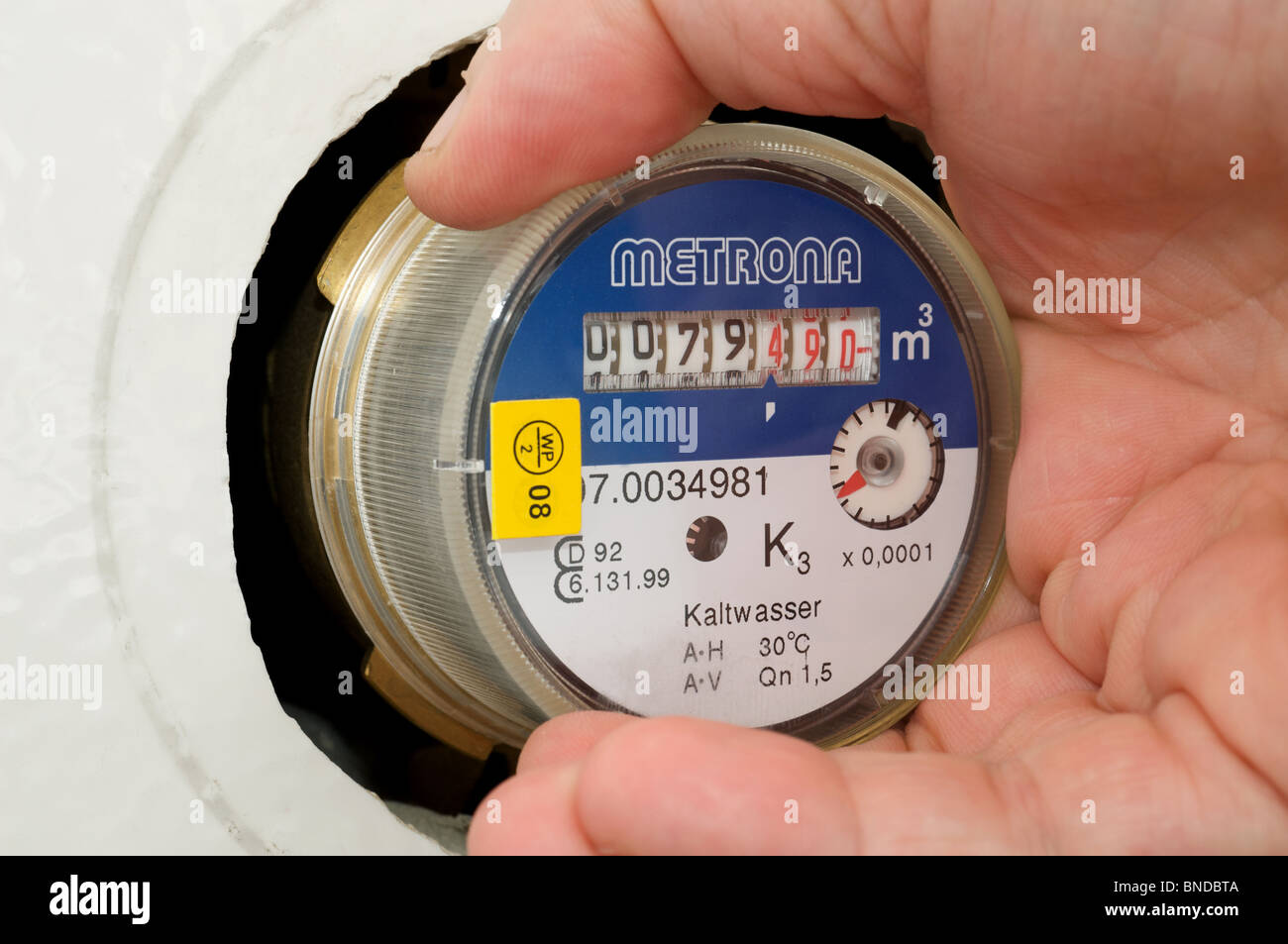 Water meter being fitted Stock Photo - Alamy