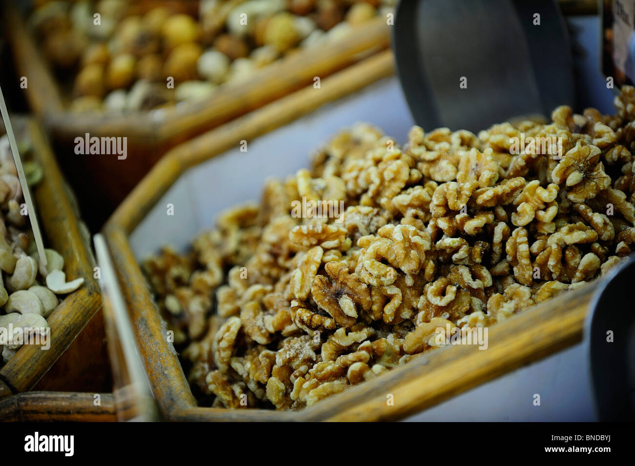 walnut in a dry fruit shop Stock Photo - Alamy