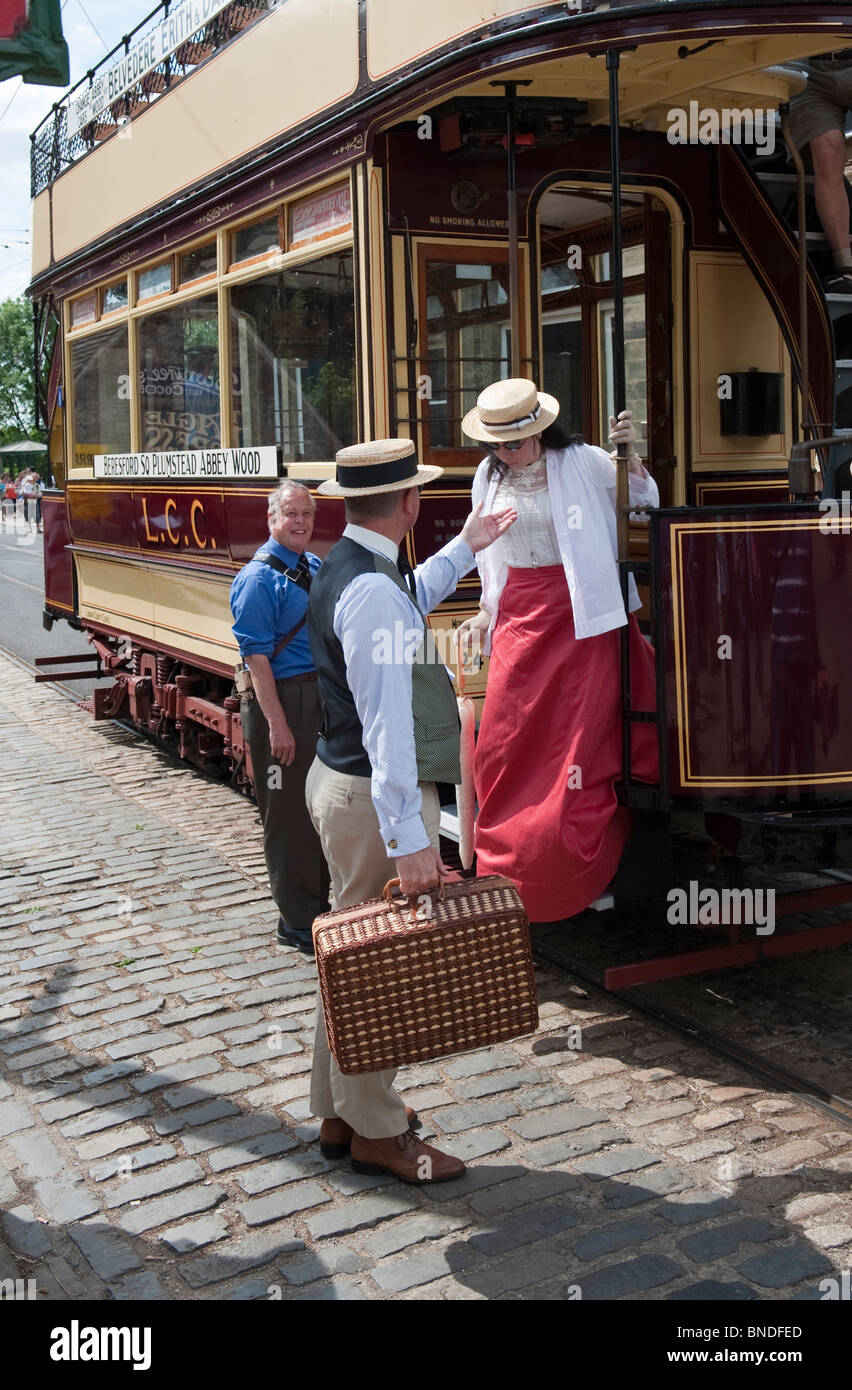 Edwardian hat hi-res stock photography and images - Alamy