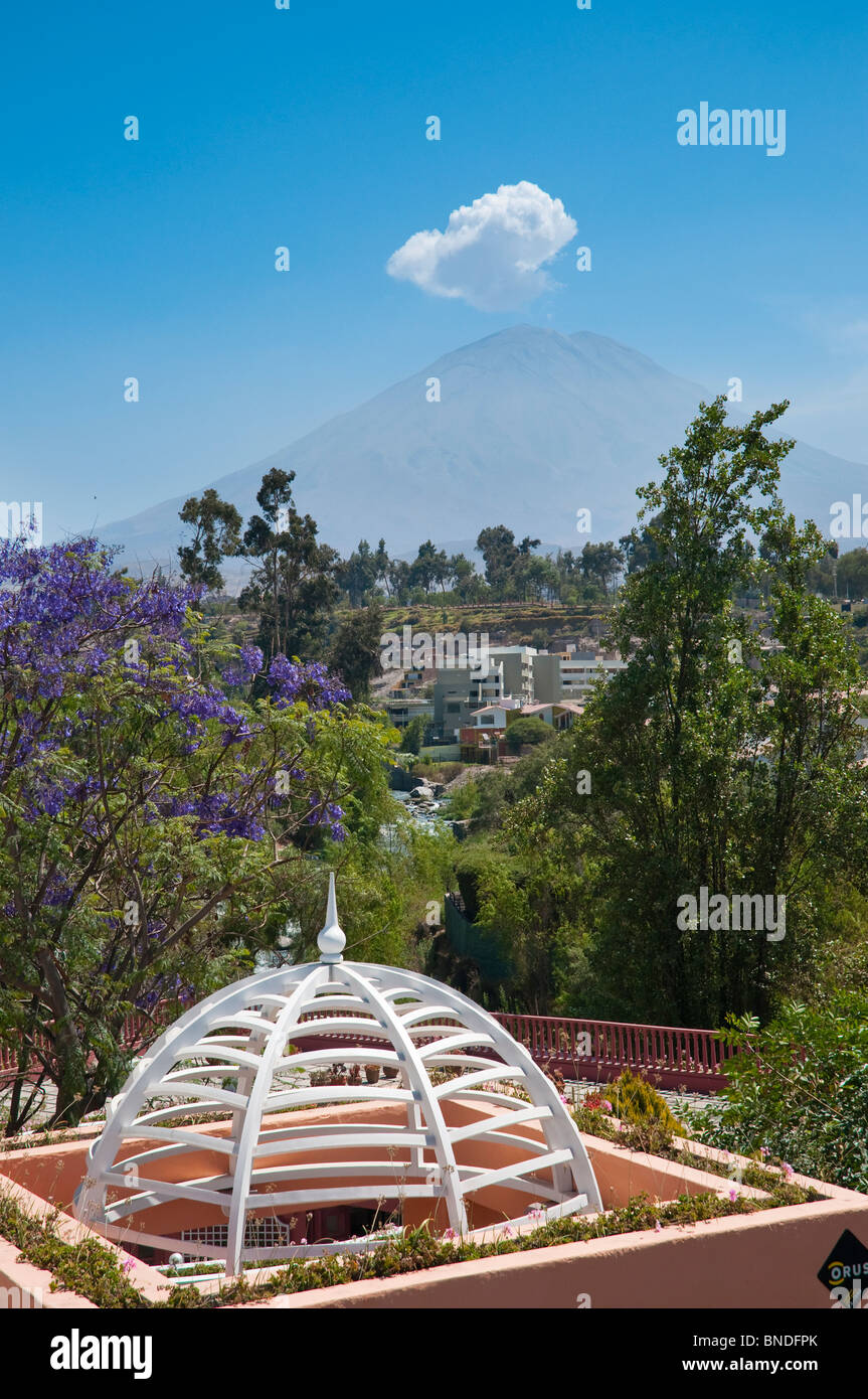 El Misti volcano near Arequipa, Peru, South America Stock Photo - Alamy