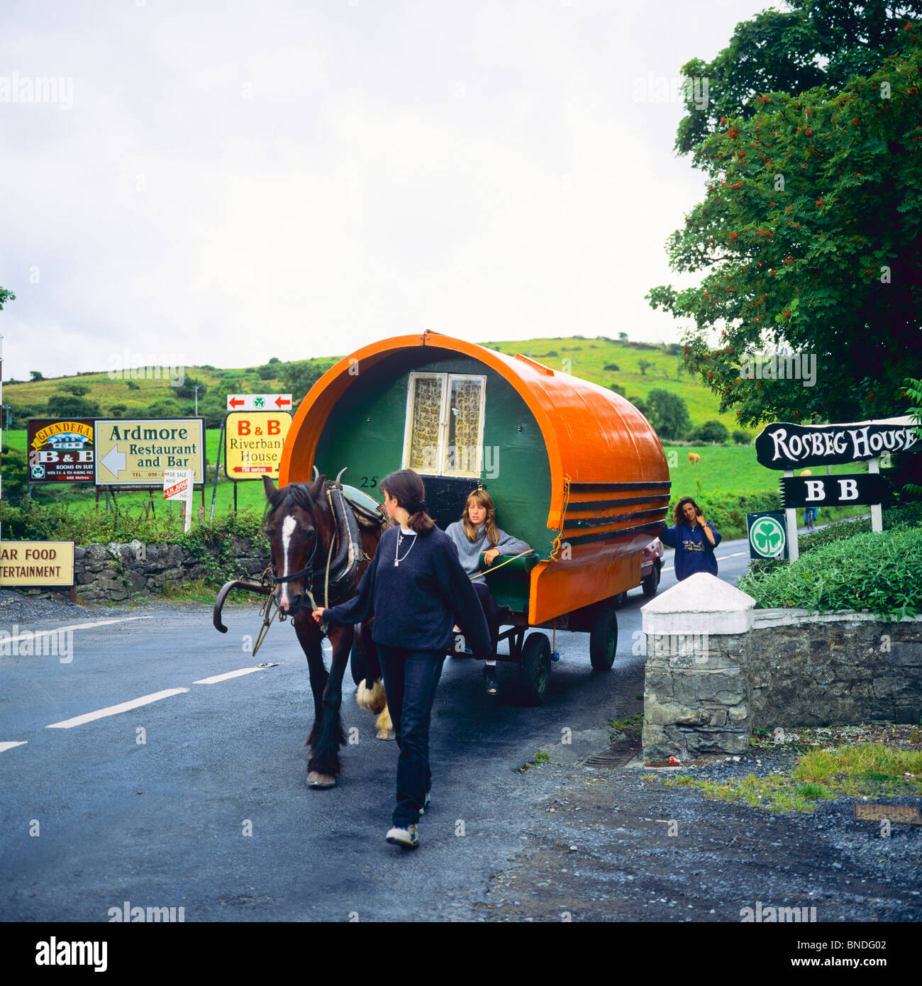 Irish gypsy caravan hi-res stock photography and images - Alamy