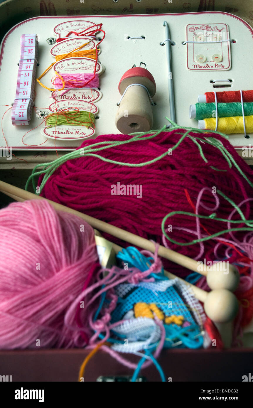 Knitting kit hi-res stock photography and images - Alamy